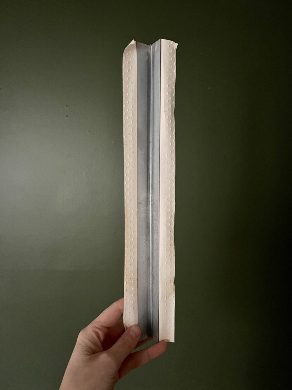 Types of Drywall Mud: Exploring How to Choose the Best Option